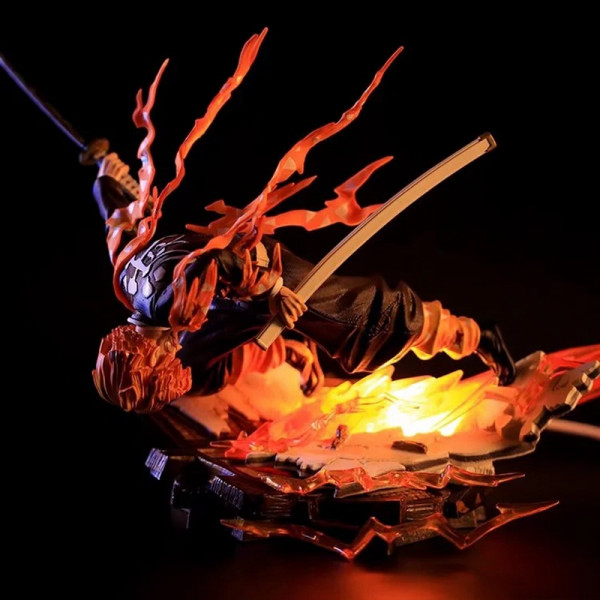 MÔ HÌNH AGATSUMA ZENITSU FIRE THUNDER GOD 28CM