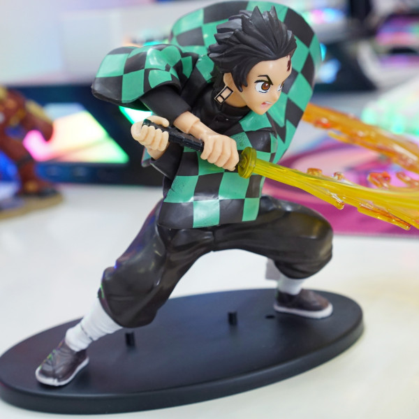 MÔ HÌNH TANJIRO BATTLE FORM 16CM