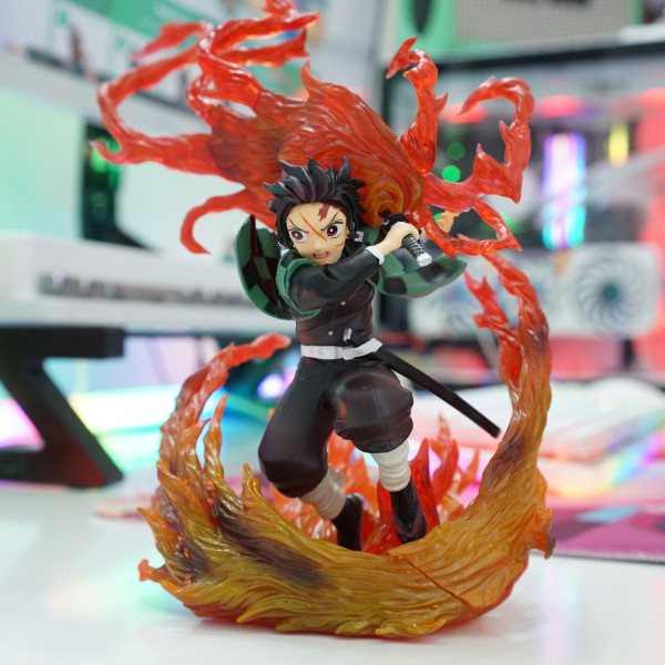 MÔ HÌNH TANJIRO BATTLE FIRE SWORD 22CM